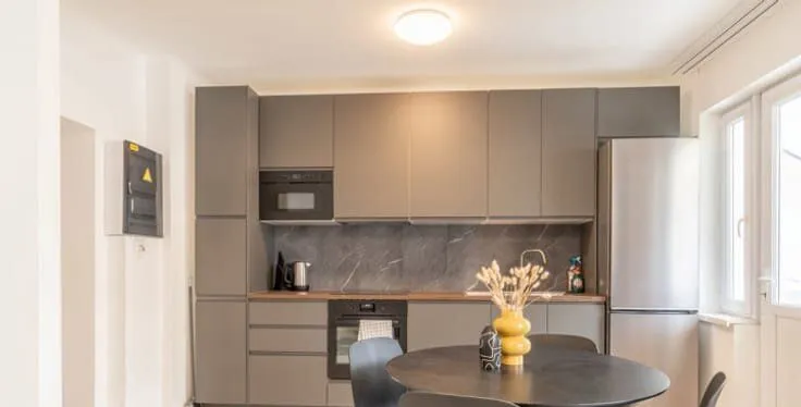 Chaussee reine astrid, Braine-L'Alleud - 1 kamer appartement in Braine ...