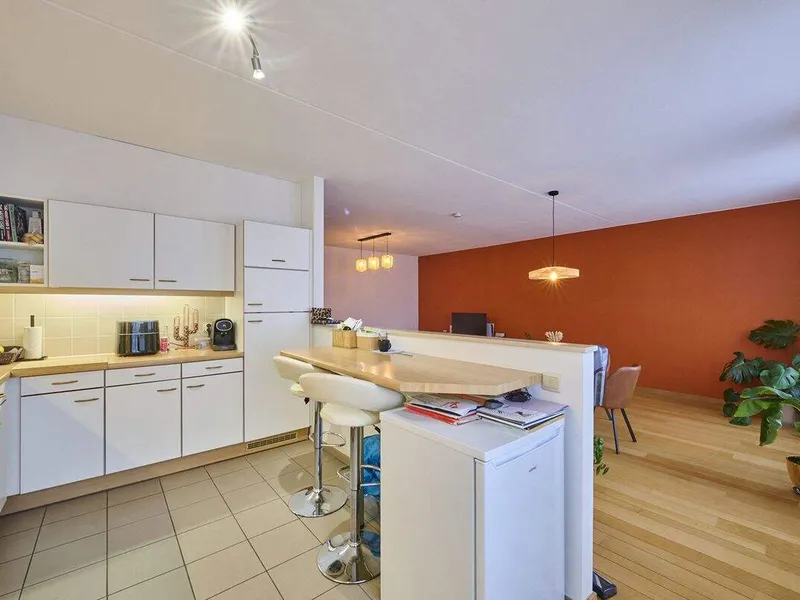 Kerkplein, Zonhoven - 2 kamer appartement in Zonhoven