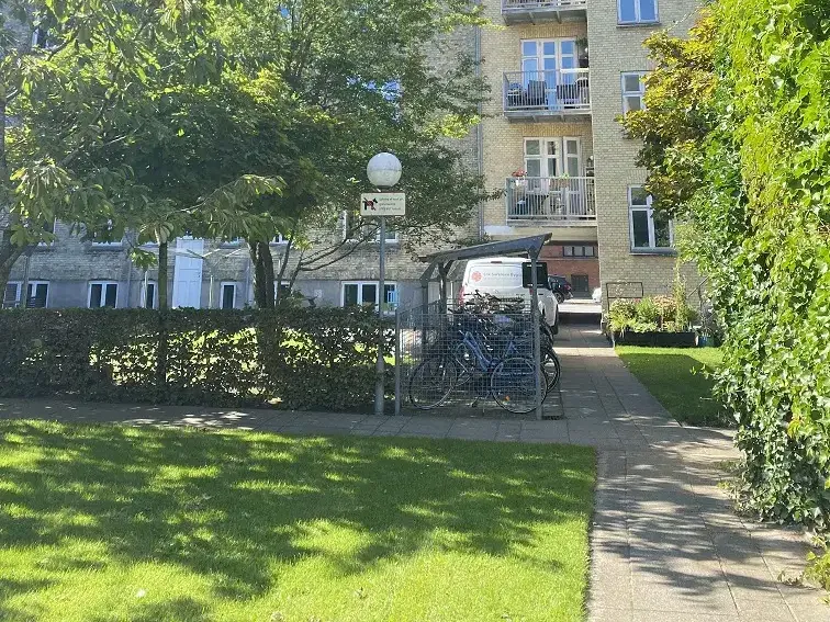 Ågade, Aalborg - Indbydende lejlighed med klassiske detaljer i A...