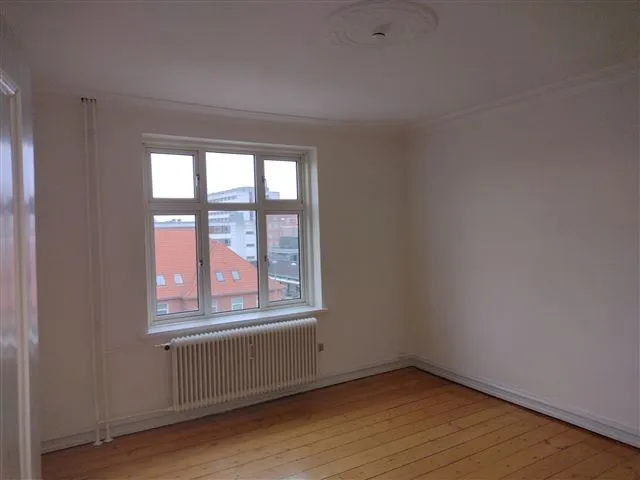 Sdr. Boulevard, Odense C - 4 værelses lejlighed i Odense C