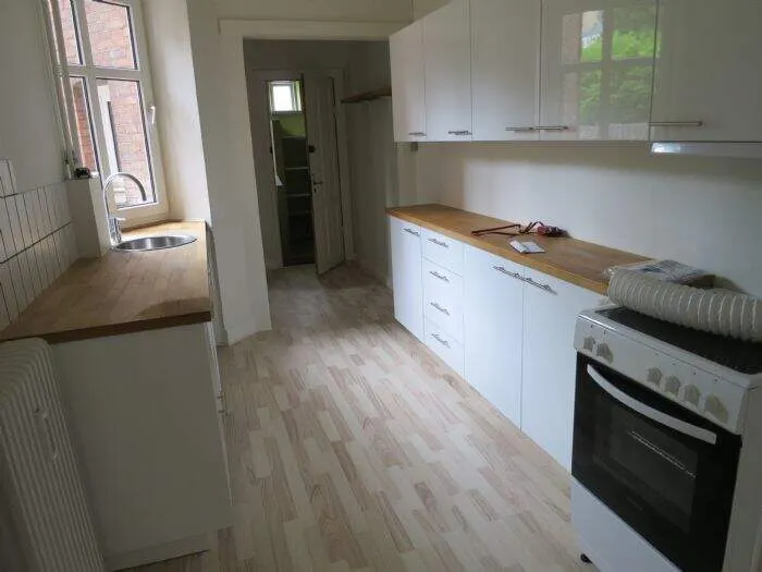 Hans tausensgade, Odense C - 100 m2 værelse i Odense C