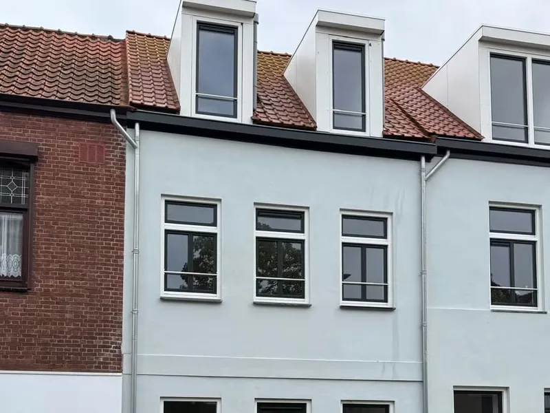 Stationsstraat, Sas van Gent - 3 kamer huis / rijtjeshuis in Sas van Gent