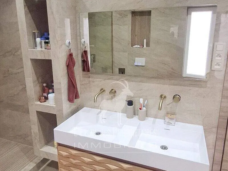 Rue Ali Autome, Goutroux - 3 kamer huis / rijhuis in Goutroux