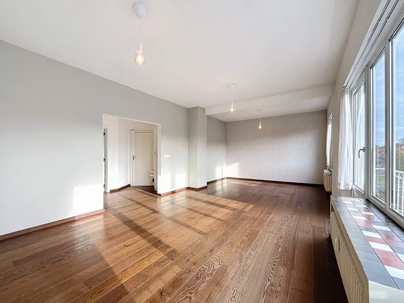 Boulevard Guillaume Van Haelen, Forest - 6 kamer appartement in Forest