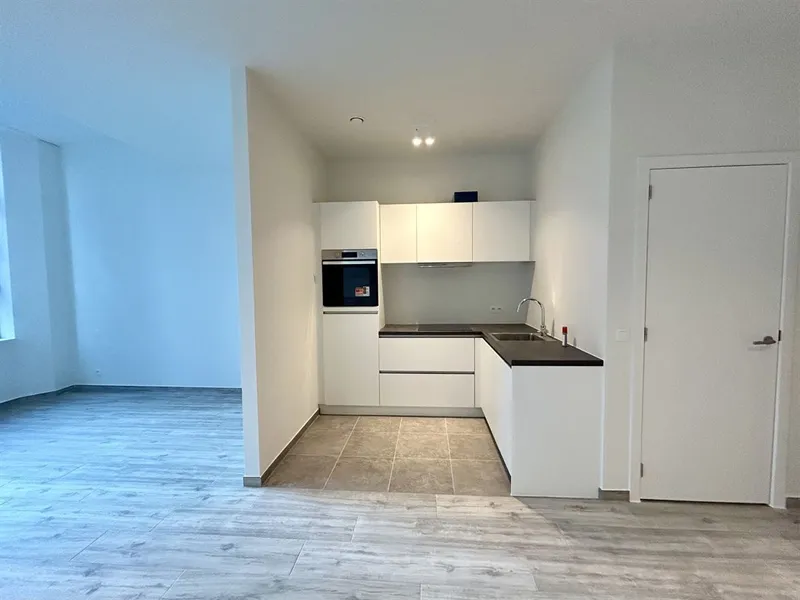 Coveliersstraat, Berchem - 59 m2 kamer in Berchem