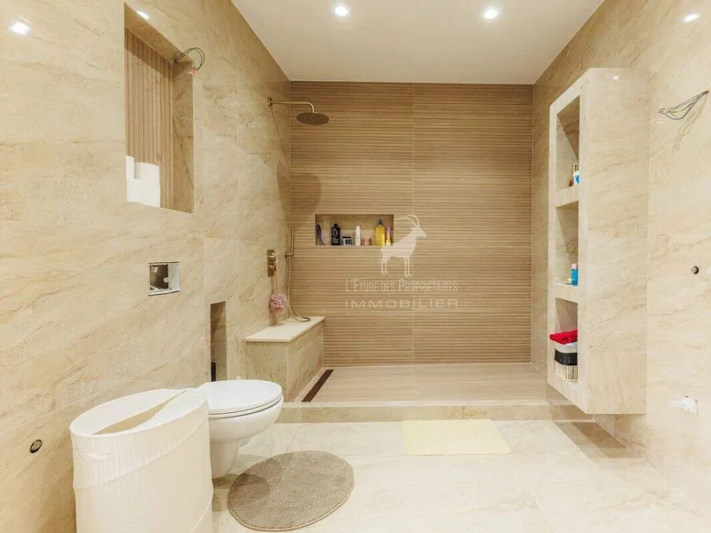 Rue Ali Autome, Goutroux - 3 kamer huis / rijhuis in Goutroux