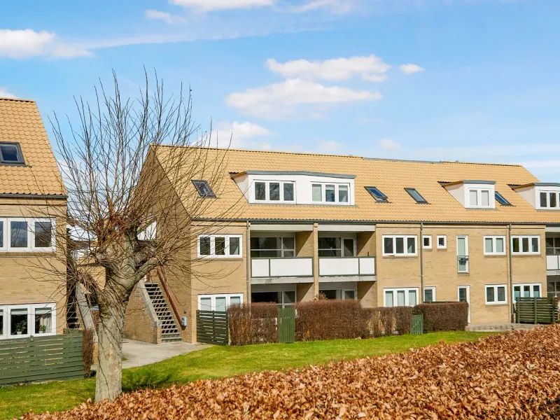 Falen, Odense C - 4 værelses lejlighed i Odense C