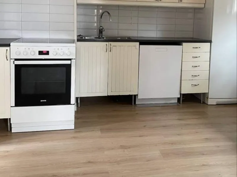 VÄXJÖVÄGEN, Tving - 5 rums lägenhet i Tving