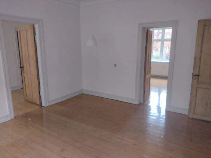 Hans tausensgade, Odense C - 4 værelses lejlighed i Odense C