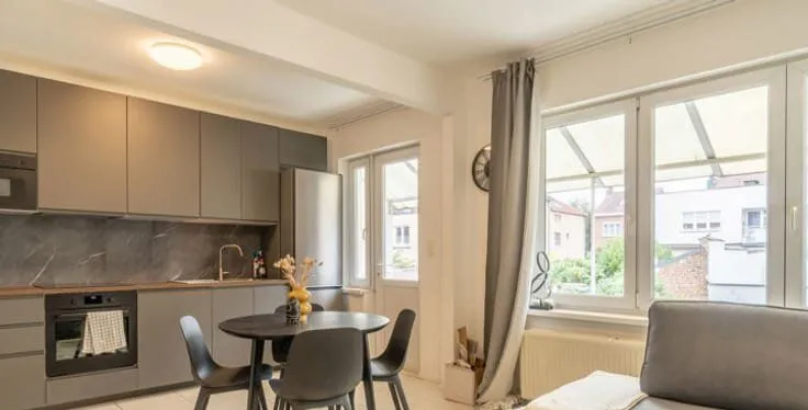 Chaussee reine astrid, Braine-L'Alleud - 1 kamer appartement in Braine ...