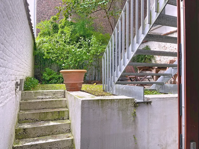 Rue Borrens, Ixelles - 8 kamer appartement in Ixelles